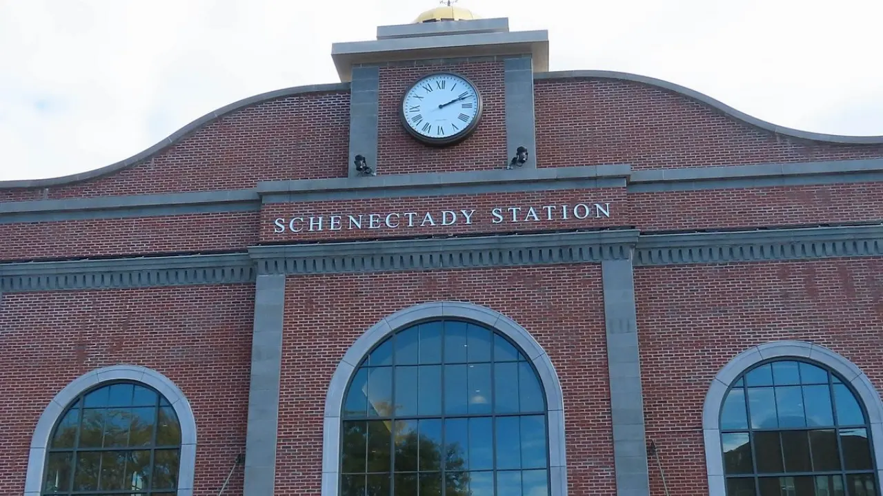 Amtrak Train Station Schenectady, NY (SDY) - BookMyRails
